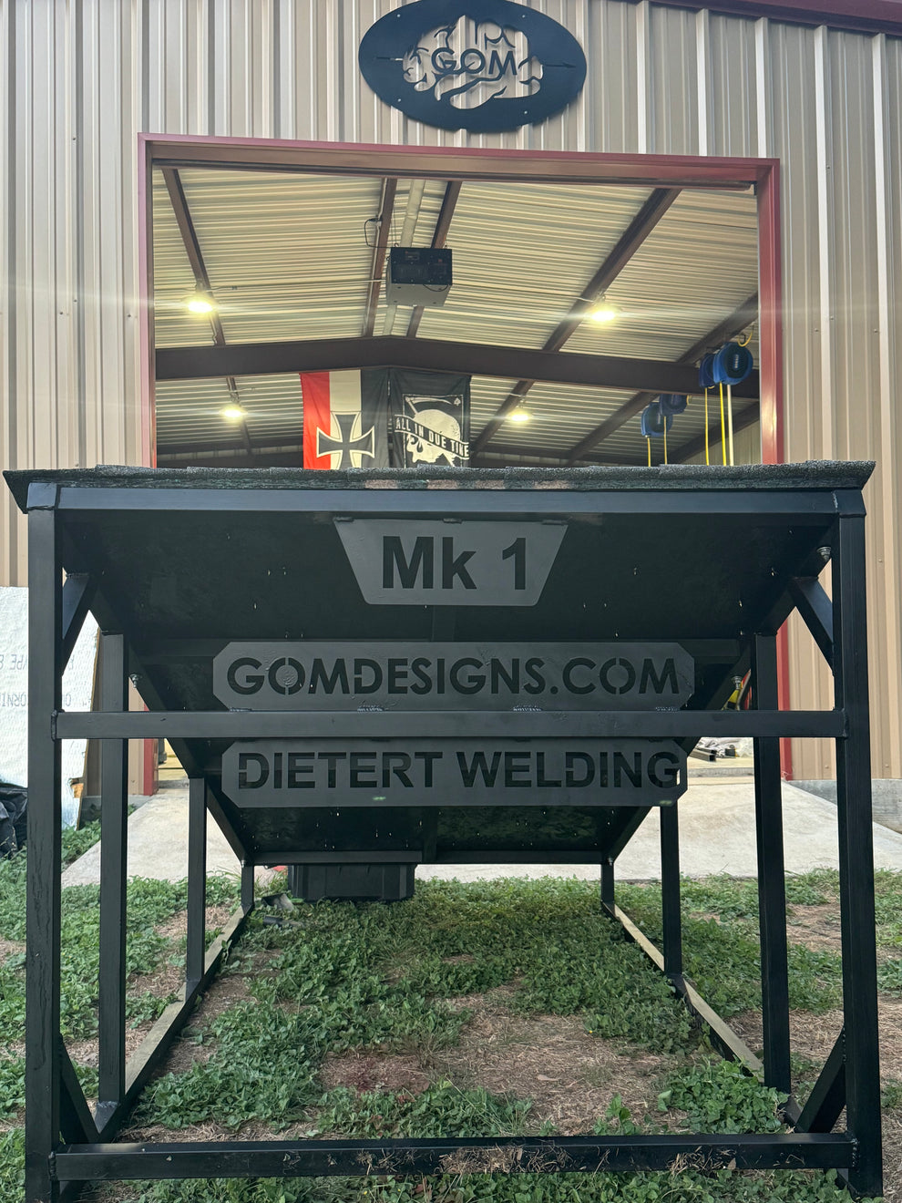 GOM Designs Roof Mockup Shooting Stand – Gathering of Minds Designs